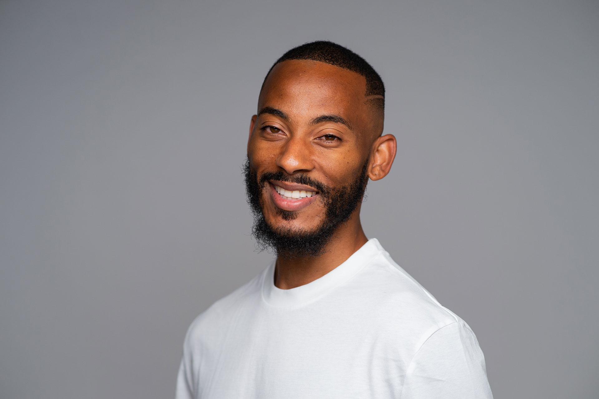 MCJ Alum Mike Williams gives back with Scholarship, mentorship – The ...